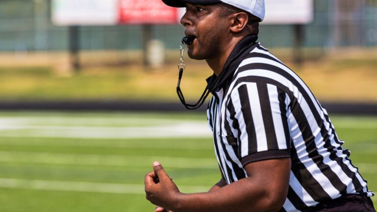 How Much Do Rugby Referees Get Paid | Sharper Rugby