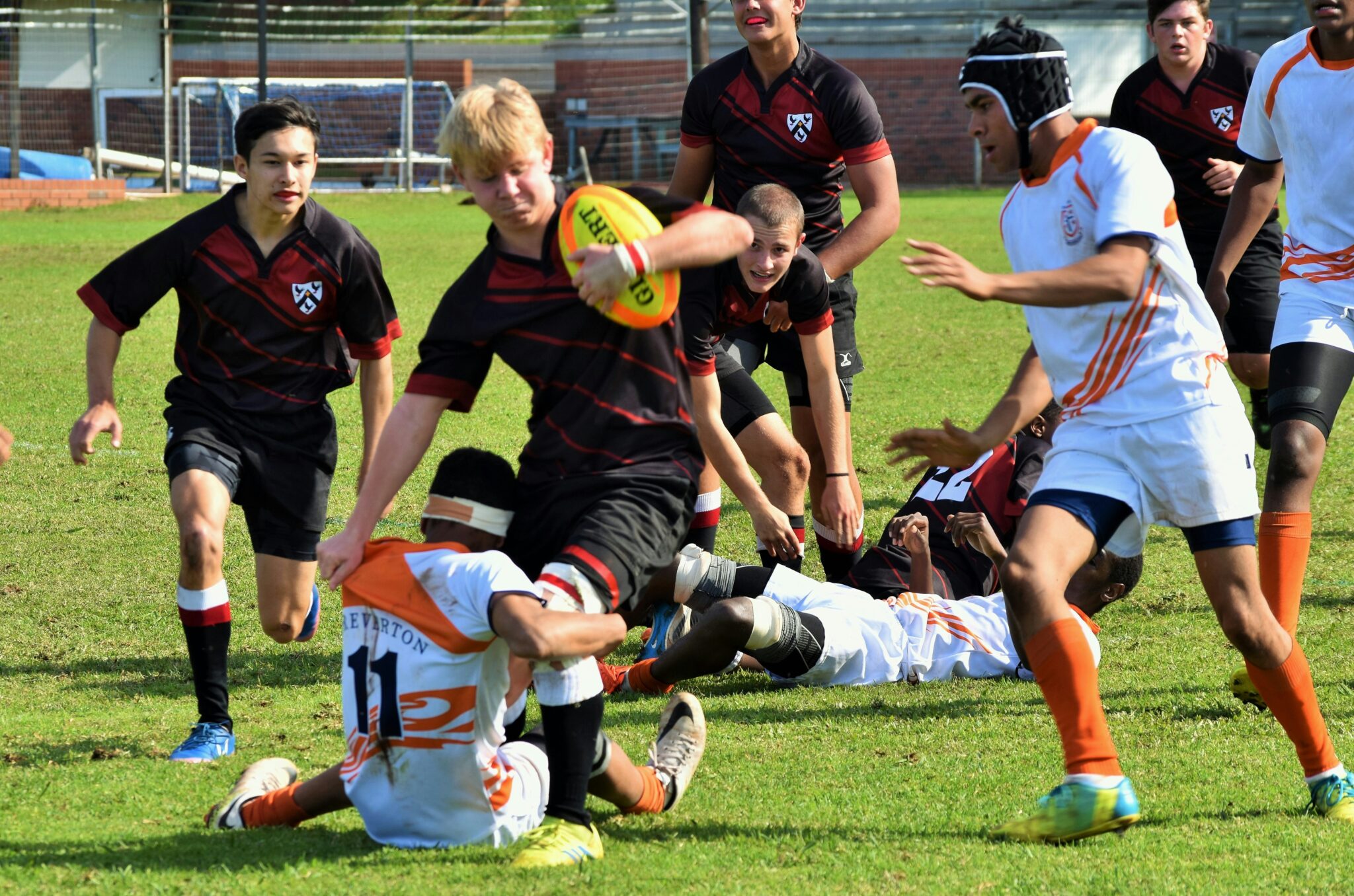 What Shape Is A Rugby Ball? What Size? - Sharper Rugby